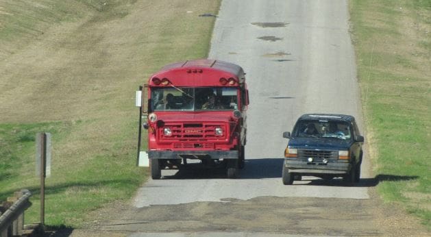 How To Avoid Truck Accidents: 5 Useful Tips