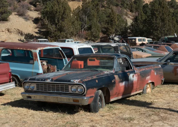 How Does Using A Junk Car Removal Service Benefit You?